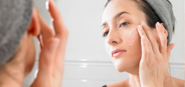 How to Get Rid of Skin Discoloration and Aging Spots on Skin Safely and ...